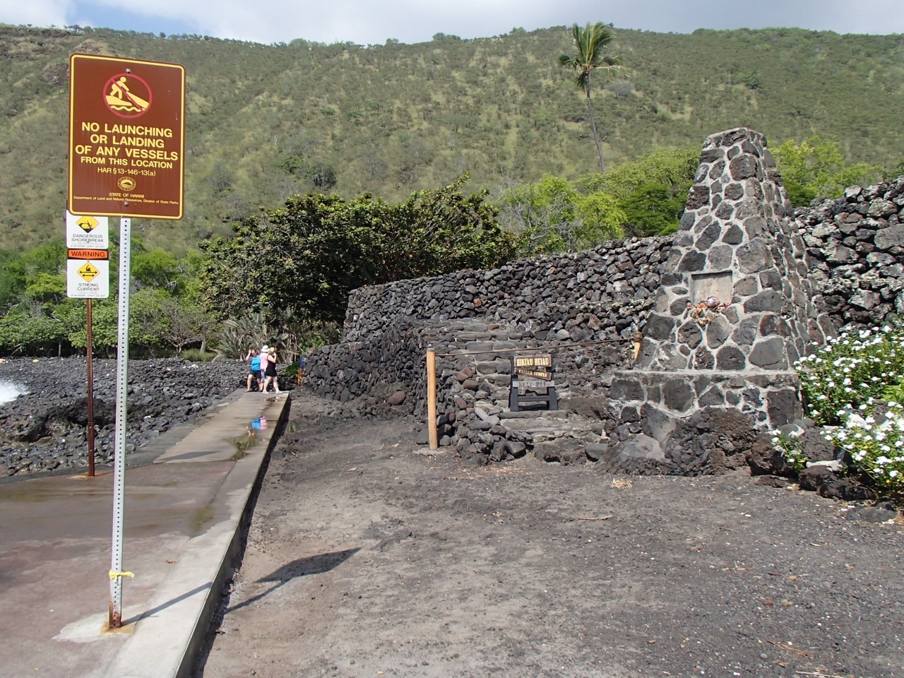 Kealakekua Bay State Historical Park: The Best Snorkel Spot on the Big ...